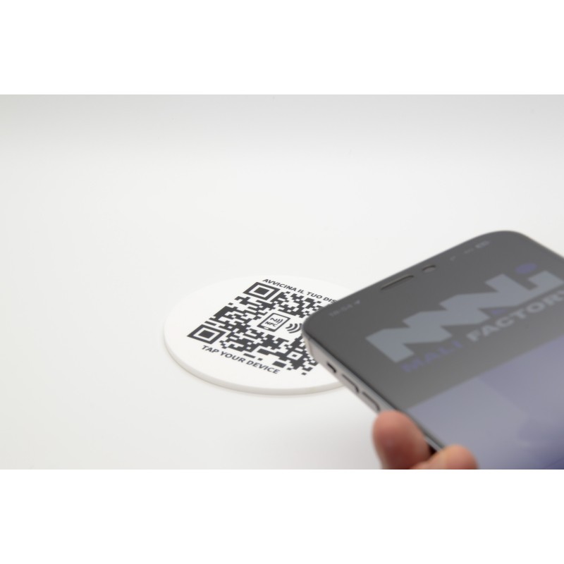 QR Code Flat NFC Plexiglass Bianco Grandezza 4cm*4cm Forma Tondo